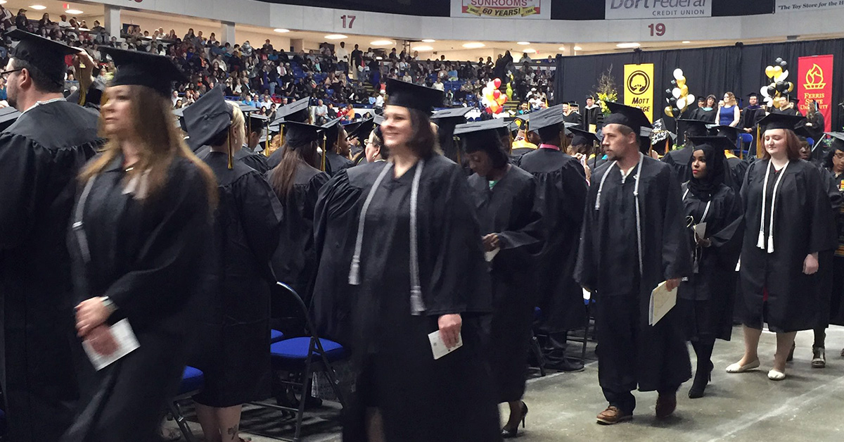 Partnership allows some Ferris State students to celebrate commencement ...